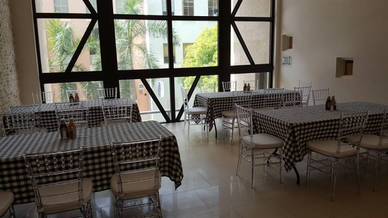 BRAND NEW in Downtown Miami: Brickell Kosher Deli • YeahThatsKosher