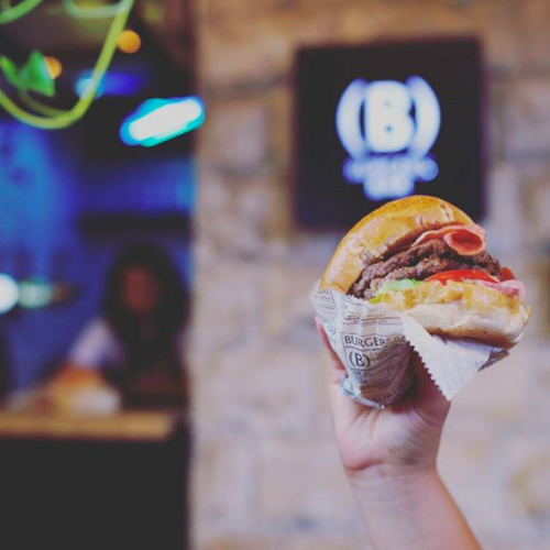 Burgers Bar (בורגרס בר) Opens in Jerusalem’s Machane Yehuda Shuk ...