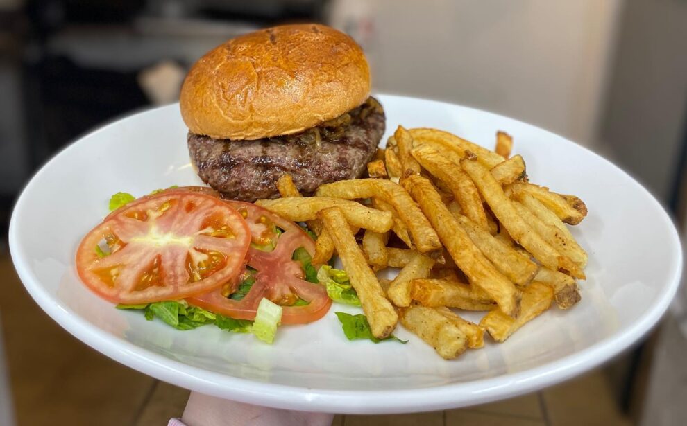 “Traditions South” Now Open in Boca Raton • YeahThatsKosher