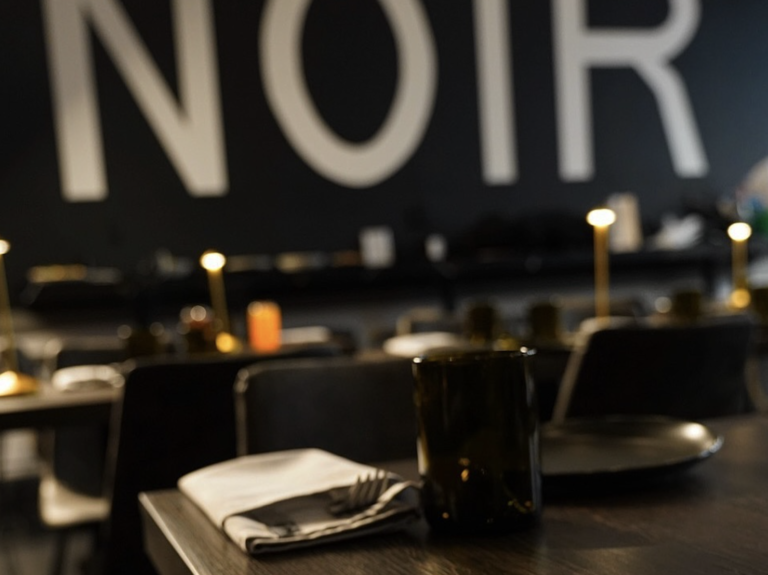 NEW: Noir Restaurant Opened in Great Neck, NY • YeahThatsKosher