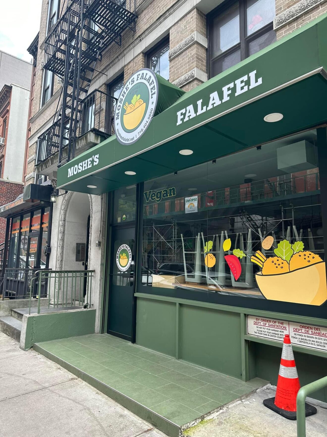[Now Open] Moshe’s Falafel Restaurant in Manhattan • YeahThatsKosher