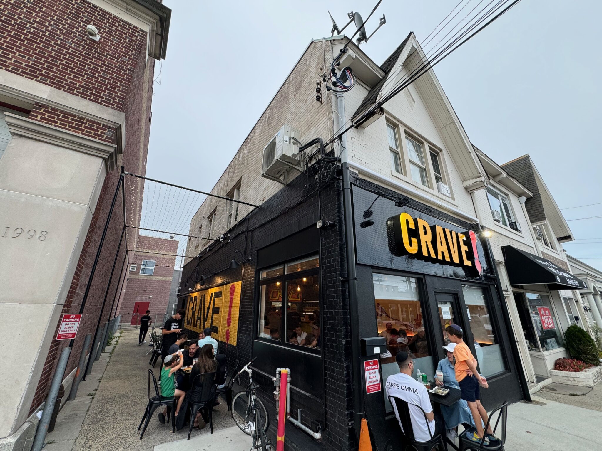 Crave in 5 Towns Closes Just Months After Opening • YeahThatsKosher