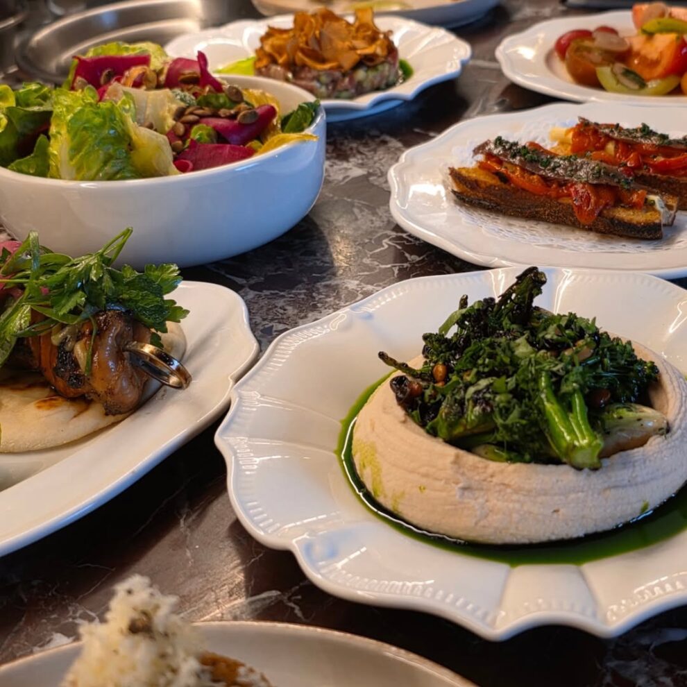 New Upscale Kosher Restaurant FIVEFIVEFOUR Debuts in Sydney ...